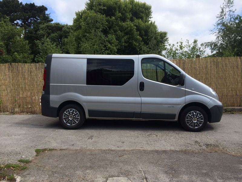 Best Van Window Fitting and Van Window Conversions